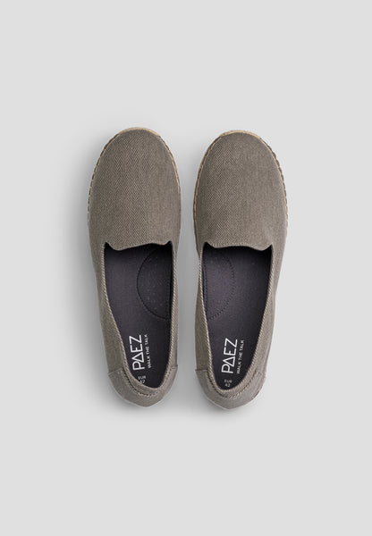 MOC ESSENTIAL GREY – PAEZ
